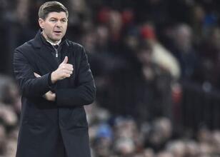 Steven Gerrard: 'Tarihin en iyisi Messi'