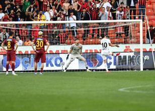 Muhammet Demir: 'Jest yapmak zorundaydık'