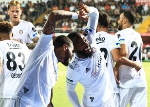 Beşiktaş transfer haberi: Kevin N'Koudou takımda kalacak mı?