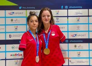 Sümeyye Boyacı ve Sevilay Öztürk'ten madalya