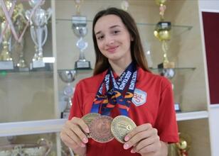 Sevgi Seda Kayışoğlu'dan bronz madalya