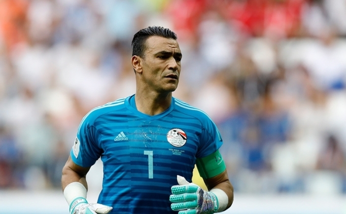 Dünya Kupası tarihinin en yaşlı futbolcusu Essam El Hadary - Dünya ...