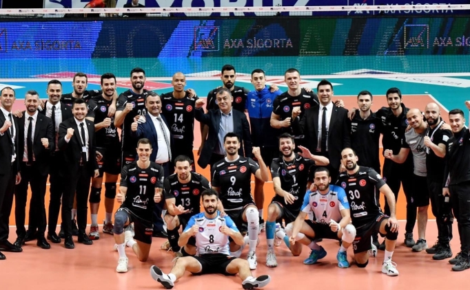 Halkbank'ın konuğu Hebar!