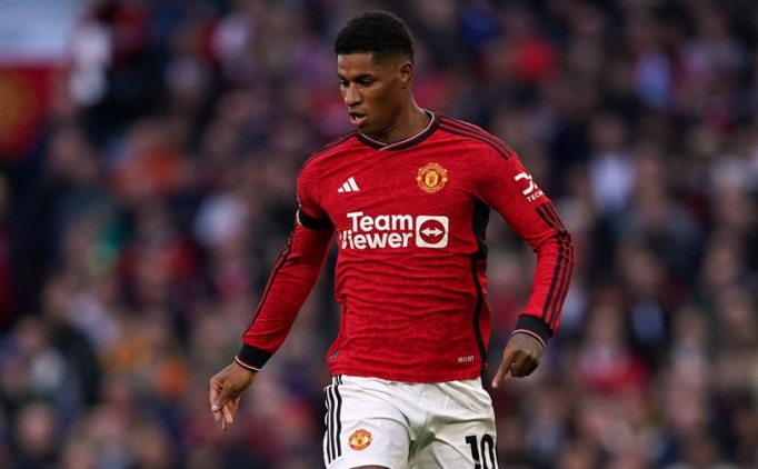 Manchester derbisi sonrası Rashford'dan tartışma yaratan hareket!