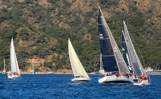 Yat yarışlarında Göcek Kış Trofesi'nin ikinci ayağı, Fethiye'de tamamlandı
